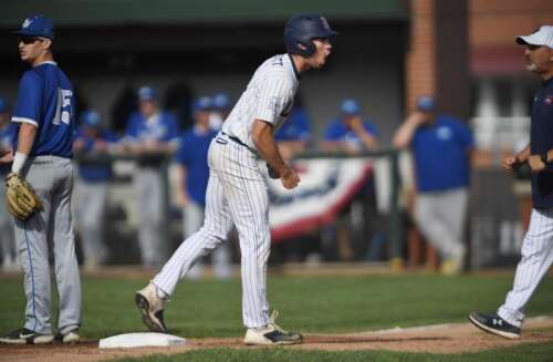 Hintz improves to 9-0, St. Viator bats come alive in win over Vernon Hills