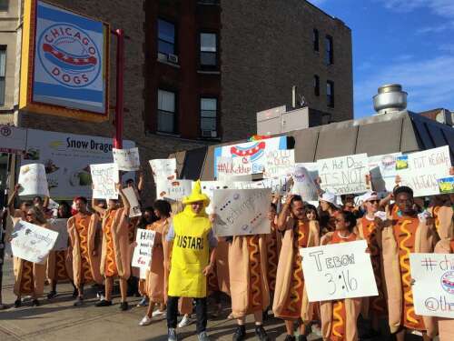 Rosemont's Chicago-style baseball team named 'Chicago Dogs'