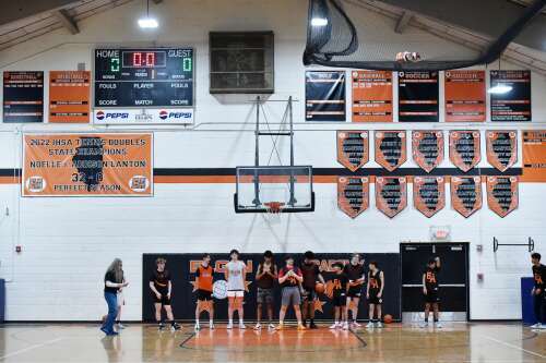 After 185-year run, Elgin Academy looking to go out with a bang