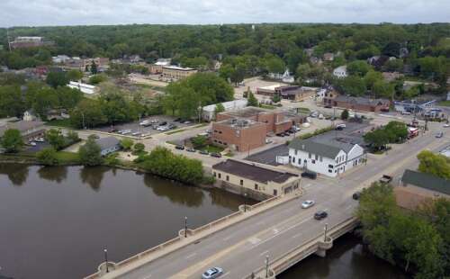 Population decline now reaching into suburbs