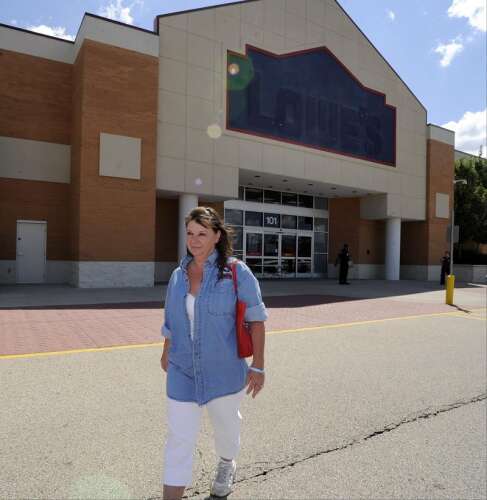 Lowe's closing catches Schaumburg by surprise