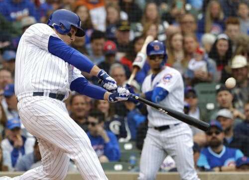 SuÃ¡rez hits 2-run homer in 9th, Reds rally past Cubs 6-5