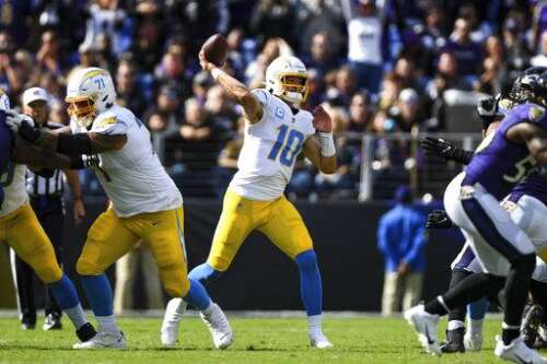 Chargers' Herbert taking recent rough stretch in stride