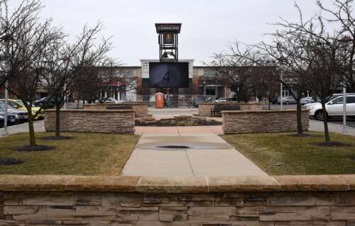 Sculptures sought for display at Geneva Commons
