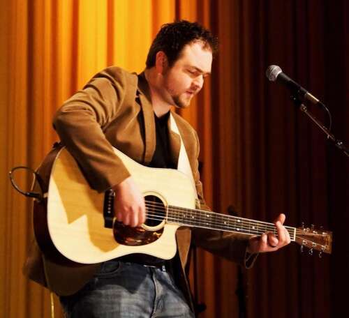 Listening Room welcomes singer/songwriter Steve Sebby