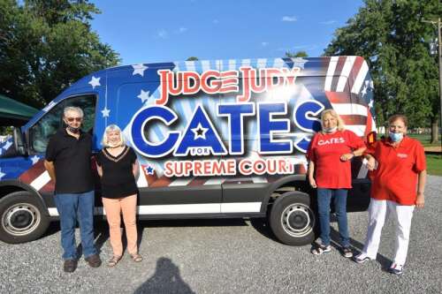 Illinois Supreme Court candidate Judge Judy Cates visits Saline County