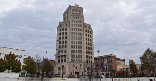 Elgin Tower Building wins preservation award