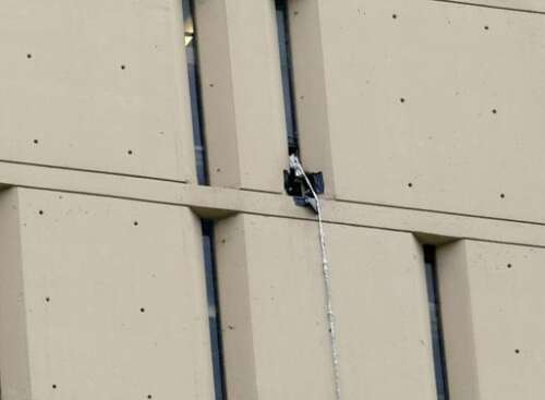 FBI agent wants to display 2012 Chicago prison escape rope