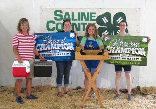 4-H members compete at Rabbit Show