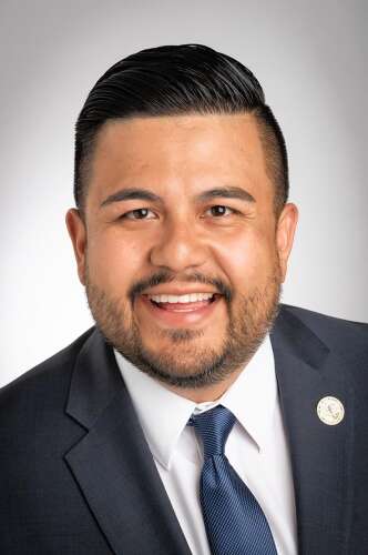 Elgin mayor, councilman at odds over proposed ban on lobbying