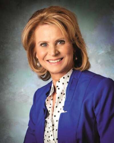 Longtime Gurnee mayor says farewell to village at final board meeting