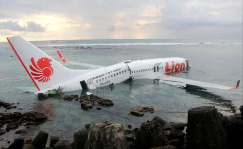 Lion Air jet that crashed into sea must be cut up