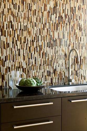 Define your kitchen style with a creative backsplash