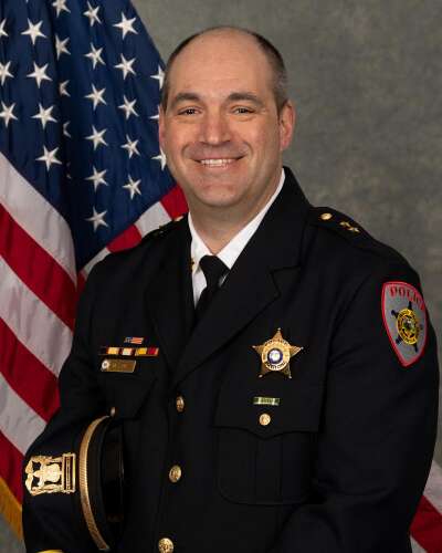 After some dissent, Villa Park makes police chief its new manager