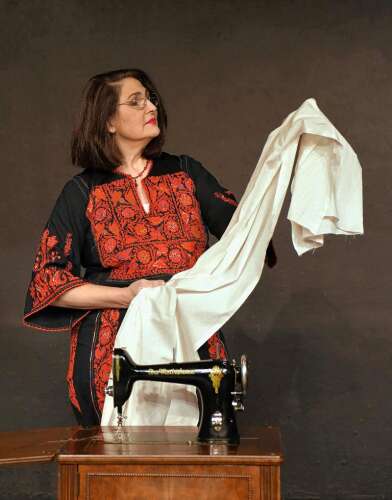 Spotlight: 'Threepenny Opera' at Theo Ubique and classic tuner 'Annie ...