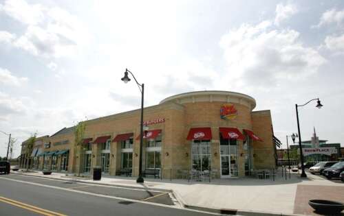 Mayor candidates share ideas for Naperville Crossings shopping area