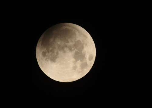 Rare super blue moon coming to suburban skies Wednesday night