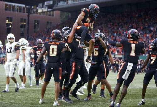 No. 7 USC faces challenge in determined Oregon State