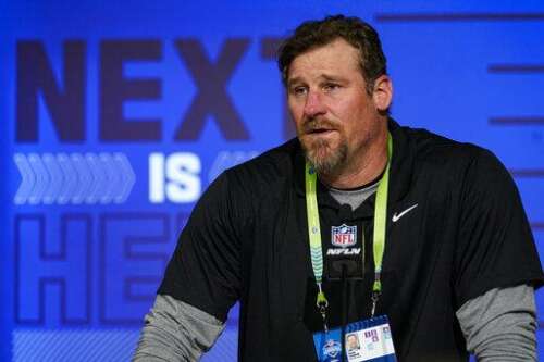 Lions sign former Ravens linebacker Chris Board