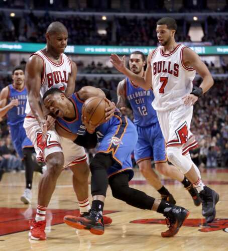 With Butler feeling sick, Bulls can't stick with OKC
