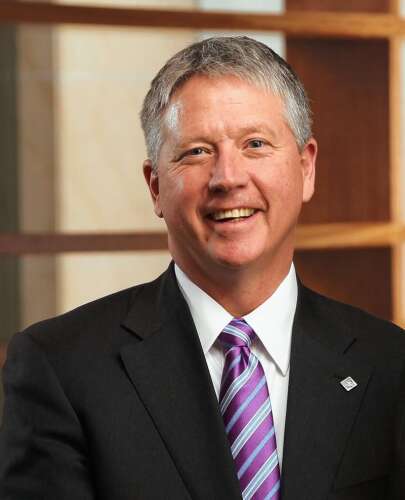 First Midwest plans more expansion after Standard acquisition