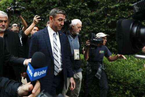 Former prosecutor says corrupt congressman got '~great' deal