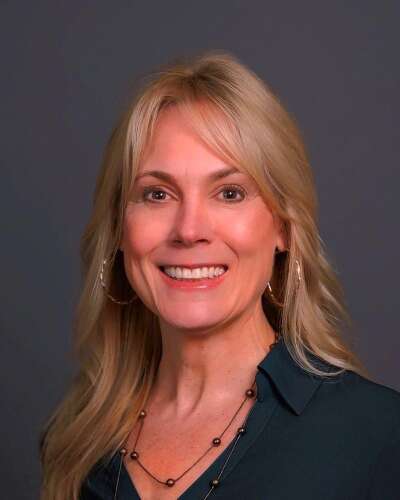 Stacey Kelly: 2023 candidate for Arlington Heights Memorial Library Board