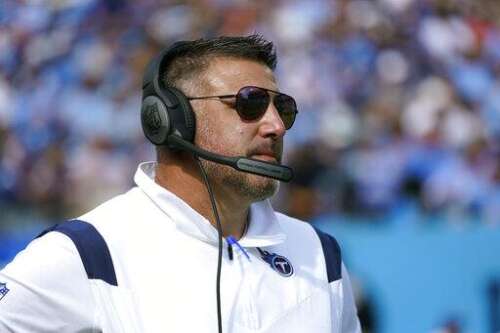 Titans place rookie WR Kyle Philips on IR, sign Chris Conley