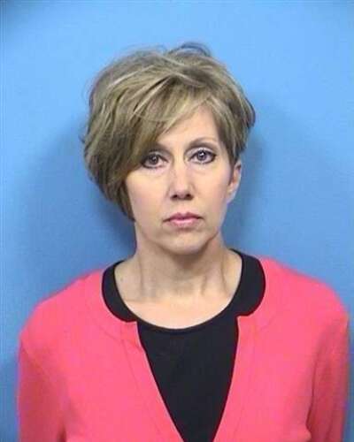 Naperville Woman Charged With Stealing 900 000 From Her Employer