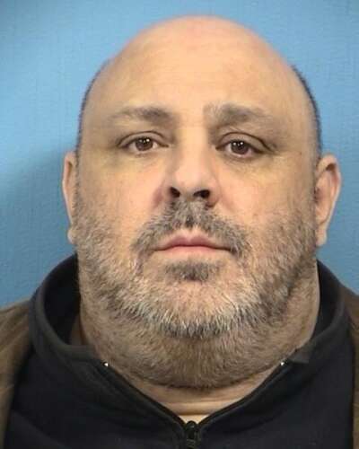 Fugitive apprehended in DuPage theft case