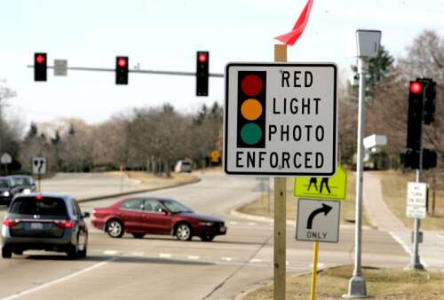 Red-light fines begin Saturday at Ogden and Eola in Aurora