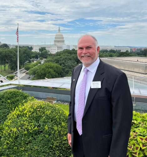 Local Edward Jones financial advisor meets with U.S. lawmakers on ...