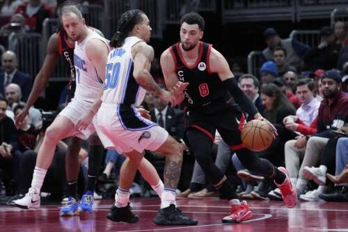 With LaVine’s return looming, Bulls throw up a dud in Philly