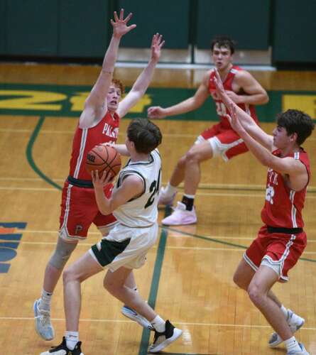 Fremd shoots past Palatine with 4th quarter comeback