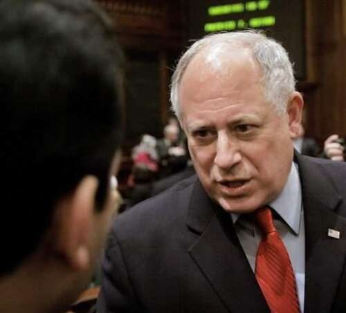 Early inmate release politically risky for Quinn