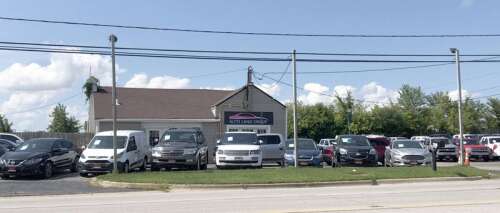 Palatine car dealership could relocate to Mundelein