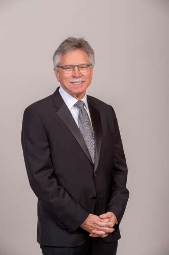 Dr. David Lewis Installed as 2024 President of the Chicago Dental Society