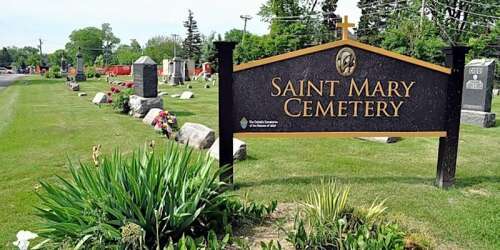 Graveside stories bring history to life through cemetery walk