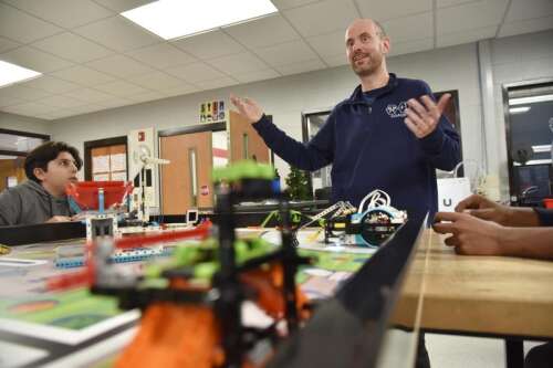 Top Teacher: Prospect Heights teacher builds partnership between middle ...