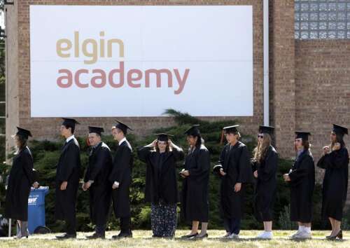 With closure looming, Elgin Academy alumni, faculty and families ...