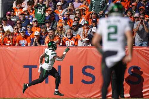 AP source: Jets acquiring RB James Robinson from Jaguars