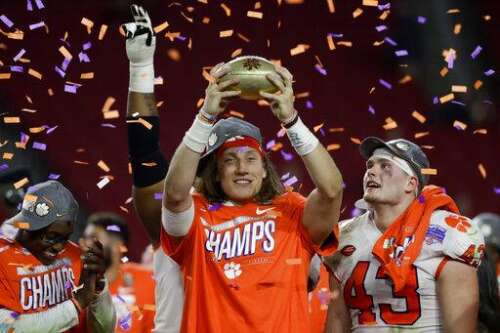 Clemson LB Smith enjoying success that was long time coming
