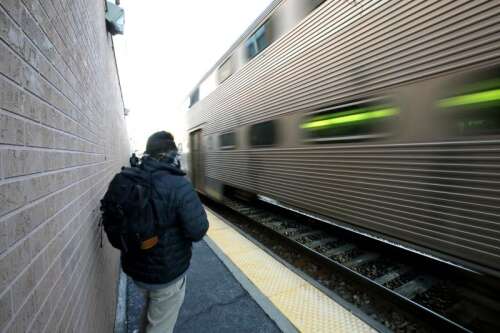 Metra ridership dropped 95% after 'stay at home' order