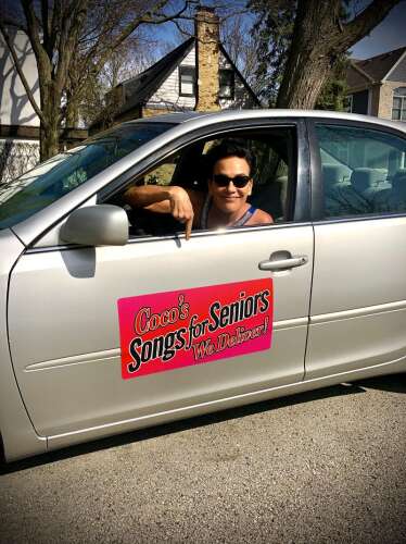 Suburban Singer brings joy to isolated seniors with her free outdoor ...