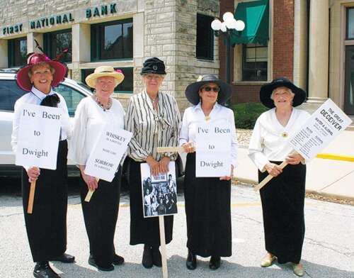 Keeley Gold Cure for alcoholism brought thousands to Illinois