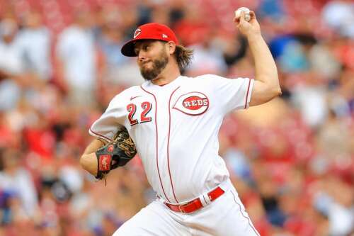 Cubs claim pitcher Wade Miley off waivers from Reds