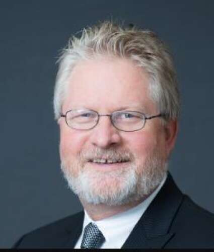 Arlington Hts. commission names Kenneth Hood Award winner