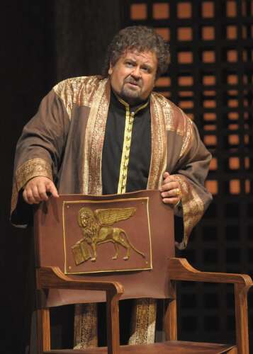 Lyric Opera star Johan Botha dies at age 51