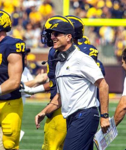 Washington, Michigan meet with a lot to prove in prime time