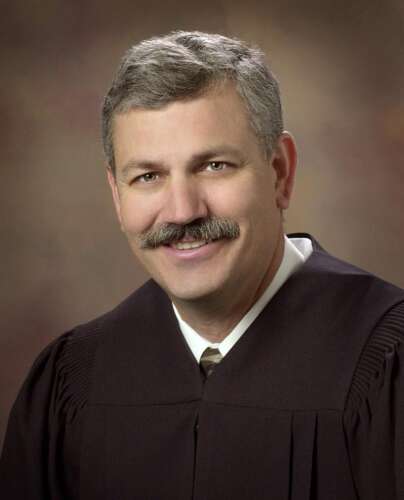 Lawyer, judge key in Gliniewicz case will step away